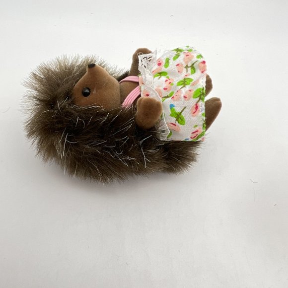 calico critters | Toys | Calico Critters Hedgehog Haley Pickleweeds ...